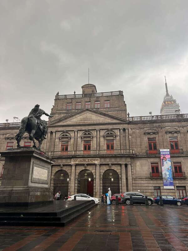 Mexico City: Bike, Cannabis, Nature, Food, Culture and History. - An In-Depth Look at the Tour