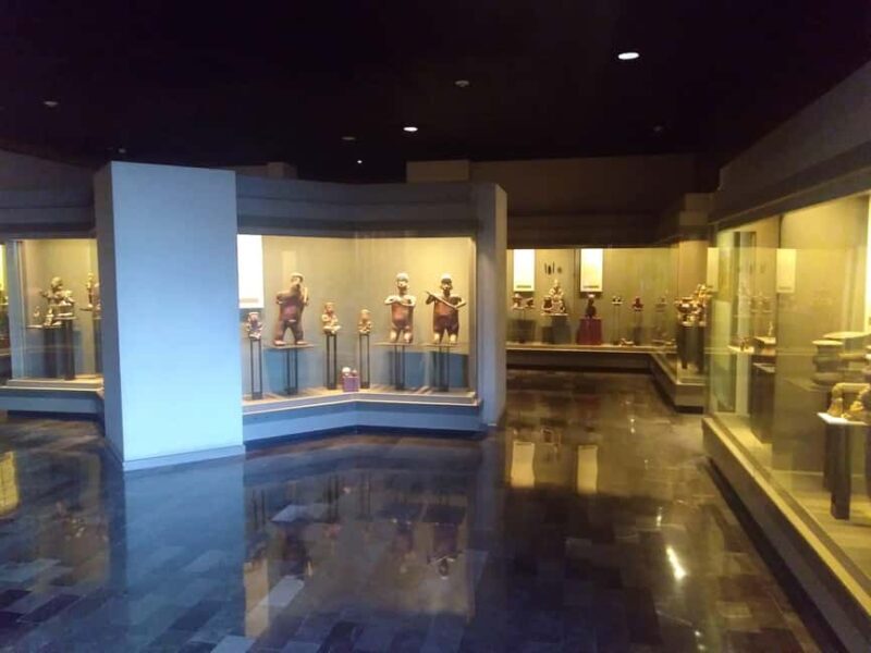 Mexico City: Chapultepec Park and Museums Walking Tour - A Detailed Look at the Mexico City: Chapultepec Park and Museums Walking Tour