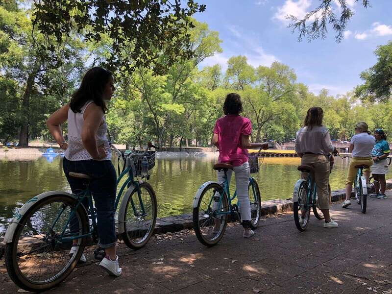 Mexico City: Chapultepec & Reforma Historic Bike Experience - Practical Details and Tips