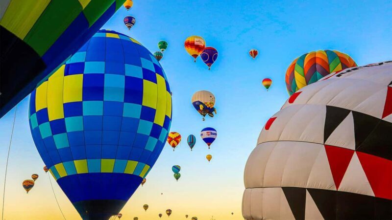 Mexico City: Fly over the impressive pyramids of Teotihuacan in a hot air balloon - A Closer Look at the Hot Air Balloon Experience