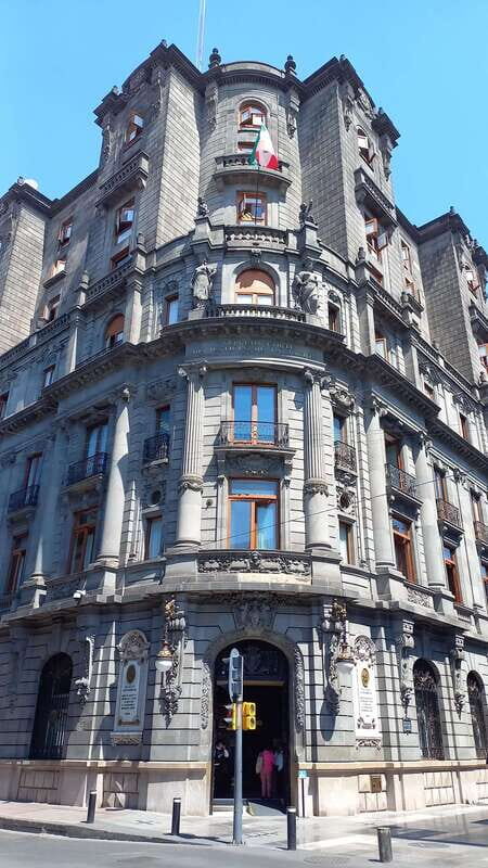 México City: History, and modern life in the capital - An authentic introduction to Mexico Citys heart