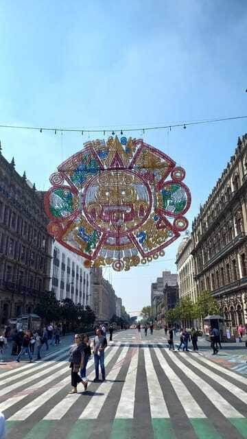 México City: History, and modern life in the capital - Practical Tips for Travelers