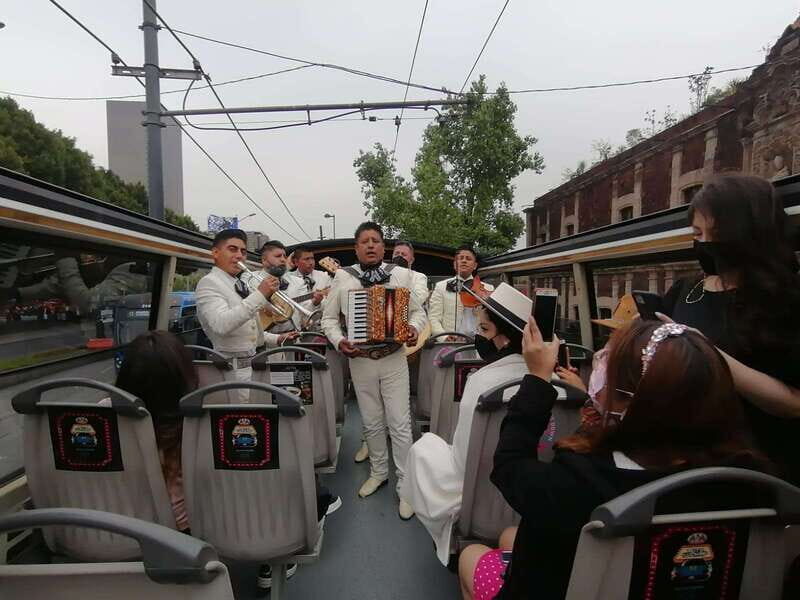 Mexico City: Mariachi Night Tour in a Panoramic Bus - A Closer Look at the Mariachi Night Experience