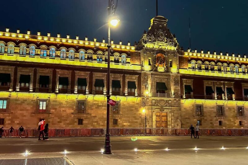 Mexico City: Night Bus Night Tour - Deep Dive into the Experience