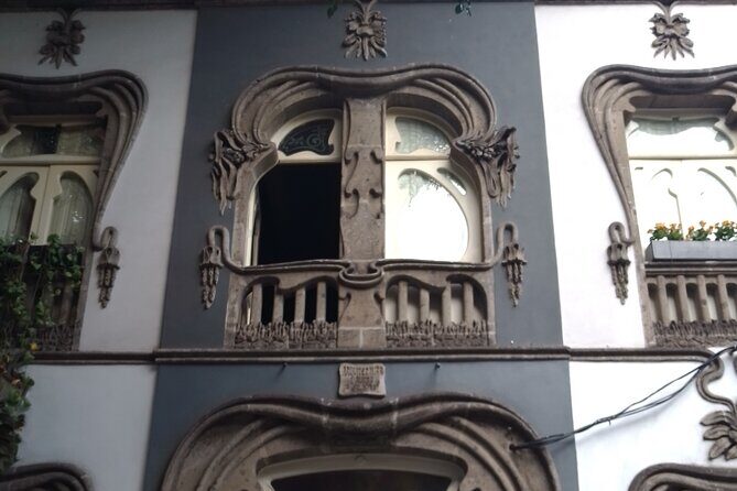 Mexico City origins and architecture: Art Nouveau, Deco,Eclectic - Strolling Along Paseo de la Reforma