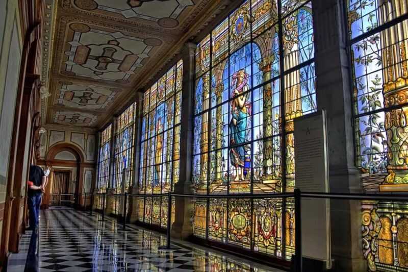 Mexico City: private tour guide through Chapultepec Castle - Inclusions and Practical Details