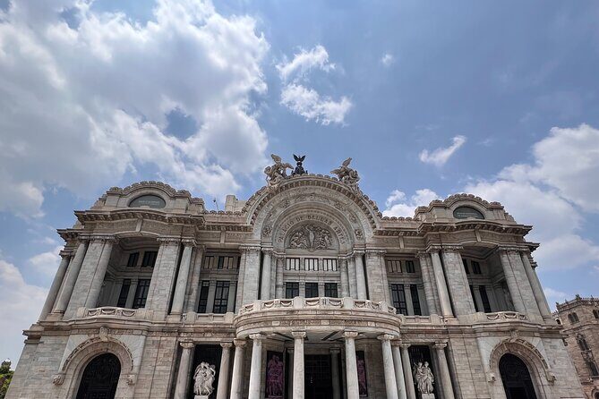 Mexico city's private tour in downtown (with transport) - FAQ