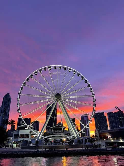 Miami: 2 Hour Night Cruise with Open Bar & Skyline Views - Setting Sail: What to Expect from the Miami Night Cruise