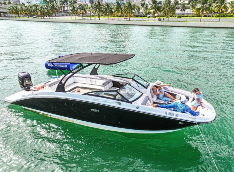 Miami: Guided Boat Tour with Champagne - Who Should Book This Tour?