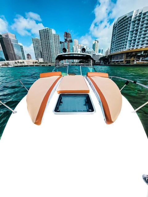 Miami: Private Boat Cruise & Guided Scenic Tour - The Itinerary Breakdown