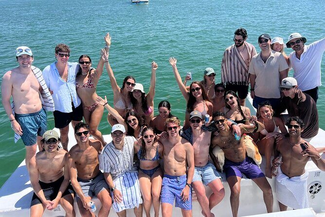 Miami Private Catamaran Boat with Jet Ski, Banana Boat and Drinks - Key Points