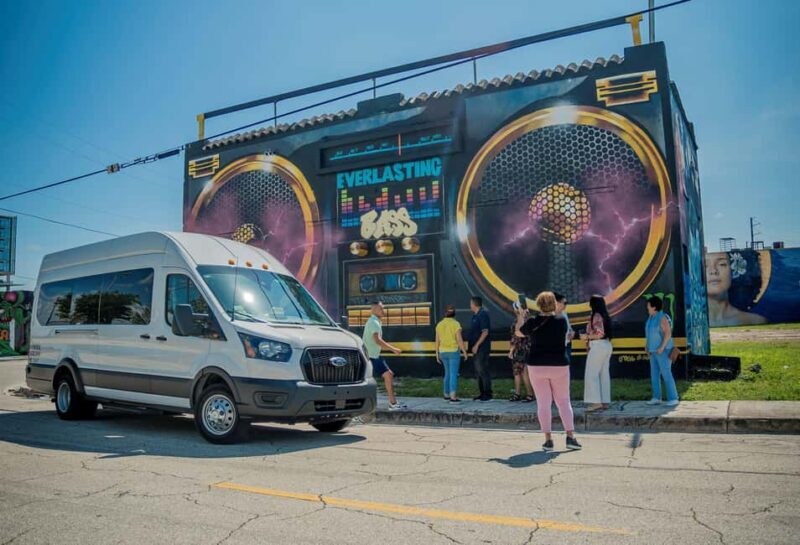 Miami: Private Iconic neighborhoods sightseeing tour - Practical Considerations