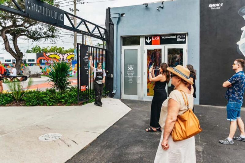 Miami: Wynwood Walls, Galleries, and Murals Guided Tour - What to Expect on the Day