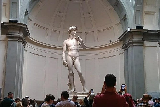 Michelangelo's David tour and entry tickets - Small group tour - Why This Tour Works Well for Travelers