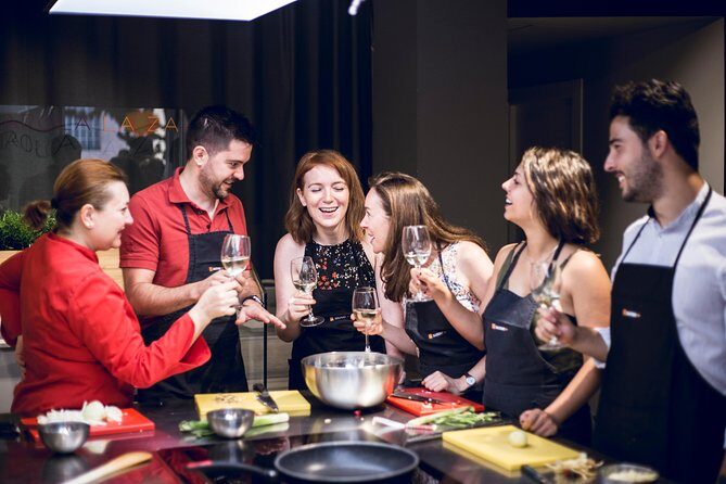 Midday Market Tour and Spanish Cooking Class - Key Points