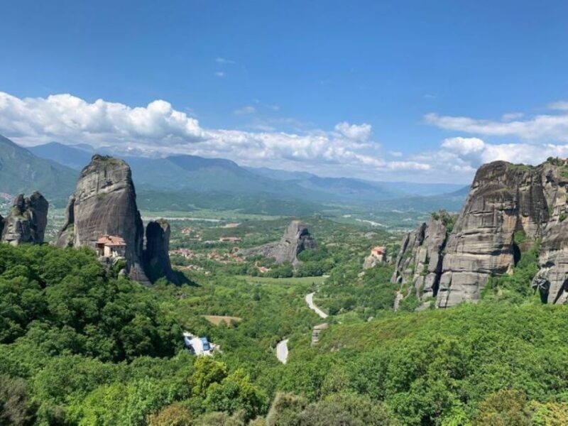 Midday Tour in Meteora-Small group up to 9 people - The Experience at a Glance