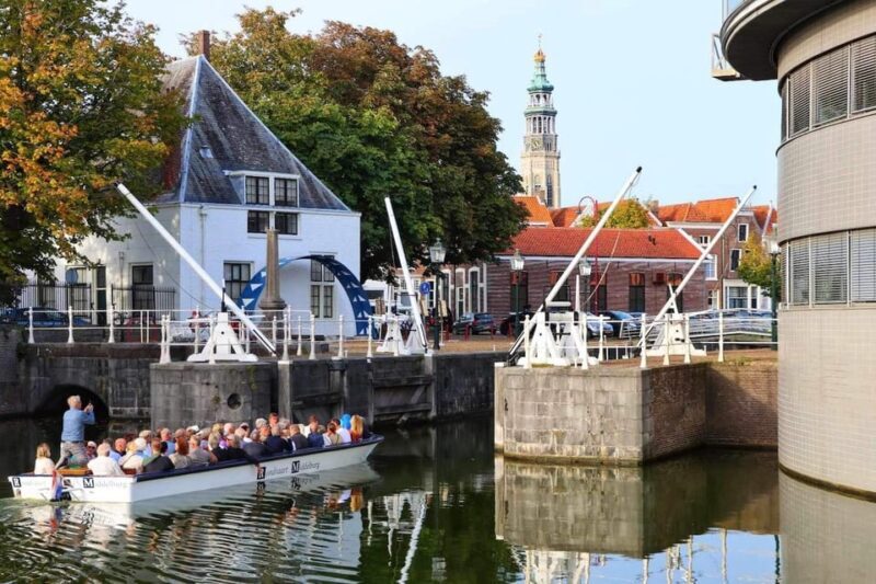 Middelburg: City Canal Cruise - The Experience in Detail