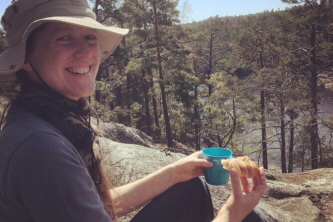 Midnight Sun and Campfire - National Park evening hike Stockholm - FAQs