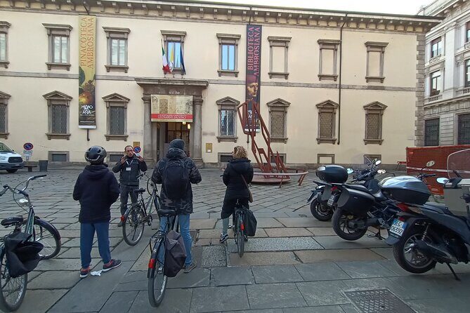 Milan: Bicycle Tour Live Tourist Guide 3 hours and half - Who Should Consider This Tour?