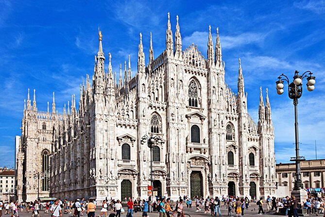 Milan City Center Walking Tour with Local Guide & Duomo Cathedral - Practical Tips for Making the Most of the Tour