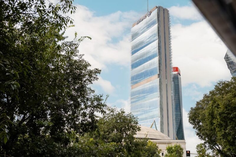 Milan: City Sightseeing Hop-On Hop-Off Bus with Audio Guide - Practical Tips & Insights from Reviews