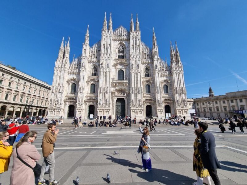 Milan: Duomo Rooftop and Cathedral Guided Tour with Tickets - A Closer Look at the Experience