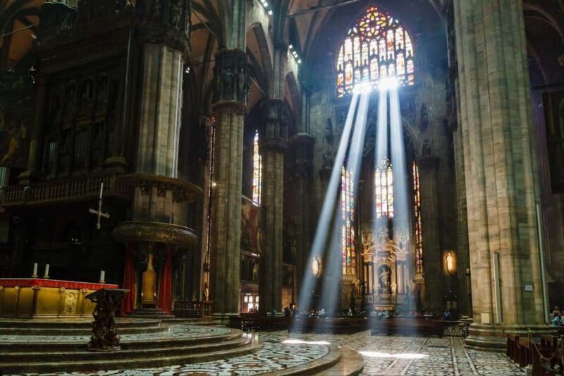 Milan: Duomo Ticket incl. Terrace by Lift & Audio Tour - Who Should Consider This Tour?