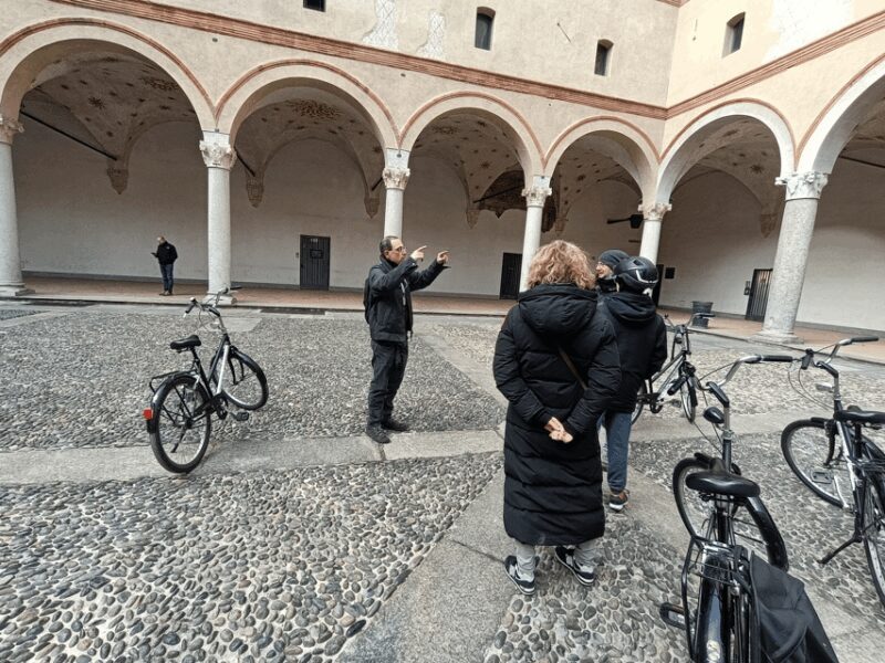 Milan: ELECTRIC-Bicycle Tour Live Tour Guide 3 hours & half - What’s Included and What’s Not