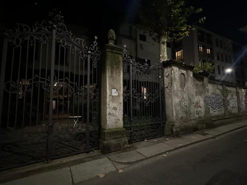 Milan: Ghosts, Mysteries, and Secrets Guided Walking Tour - Discover Milan’s Shadows: Ghosts, Mysteries, and Secrets Guided Walking Tour