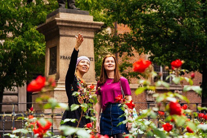 Milan Highlights and Hidden Gems Private Guided Walking Tour - The Sum Up