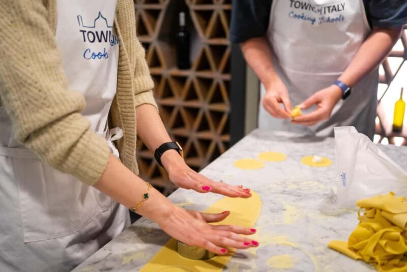 Milan: Pasta Class with Gelato or Tiramisù & Unlimited Wine - Who Should Book This Experience?