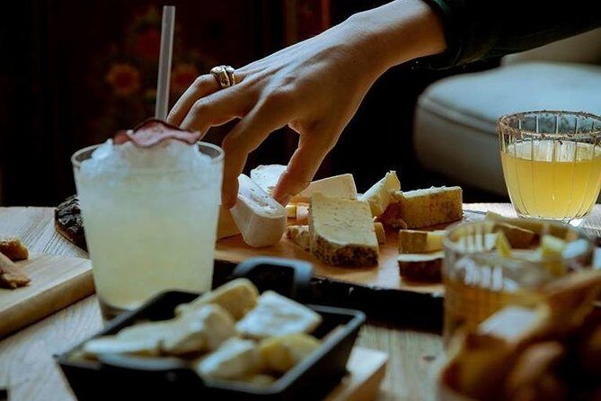 Milan: Sunset Navigli Food & Drinks Tour by Do Eat Better - Authenticity & Cultural Insights