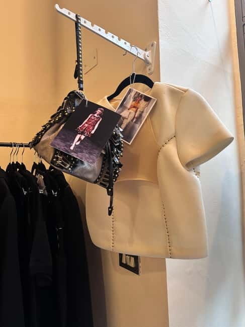 Milan: The Ultimate Vintage Shopping Guidebook - Key Points