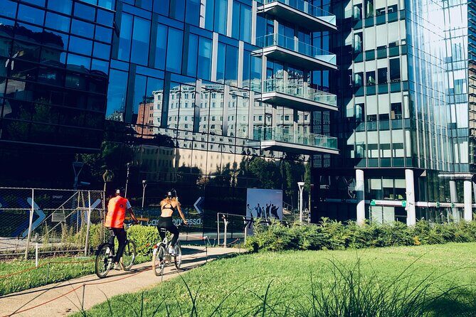 Miles and smiles /// Milan's ride - Who Should Consider This Tour?