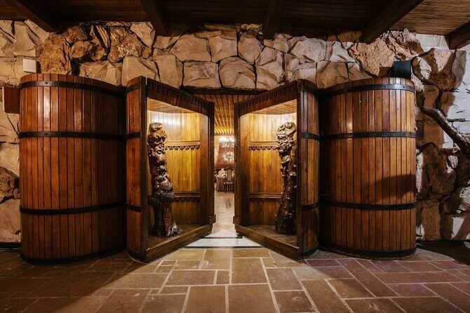 Milestii Mici Underground Winery Tour INCLUDING Wine tasting - What Makes This Tour Stand Out?