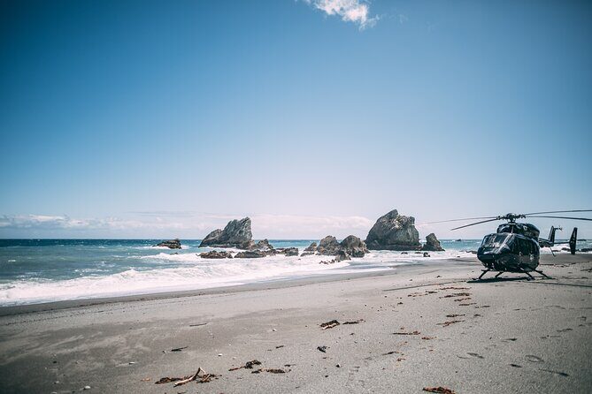 Milford and Fiordland Highlights Tour by Helicopter from Queenstown - The Sum Up