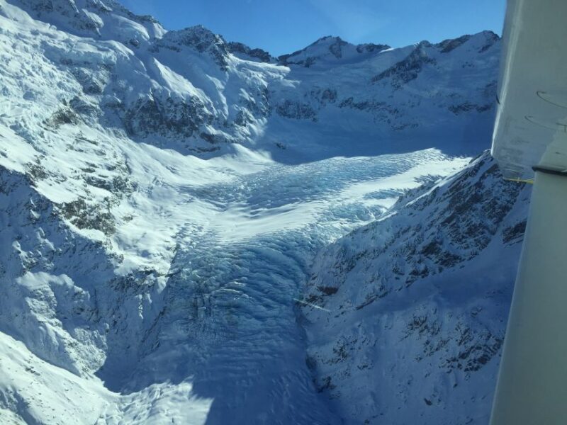 Milford Sound & Big 5 Glaciers Scenic Flight from Queenstown - FAQ