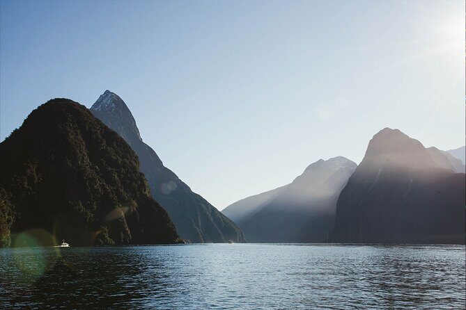 Milford Sound Business Class from Queenstown Cruise Lunch - The Sum Up