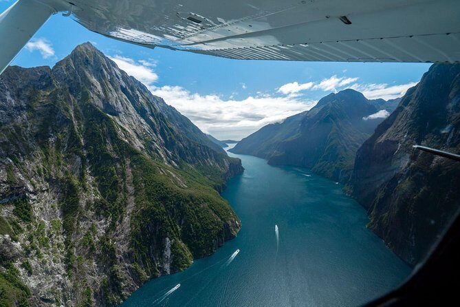 Milford Sound Glacier Flight & Cruise from Wanaka - Key Points