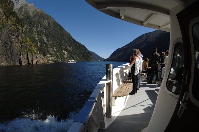 Milford Sound Helicopter Flight and Cruise from Queenstown - FAQ