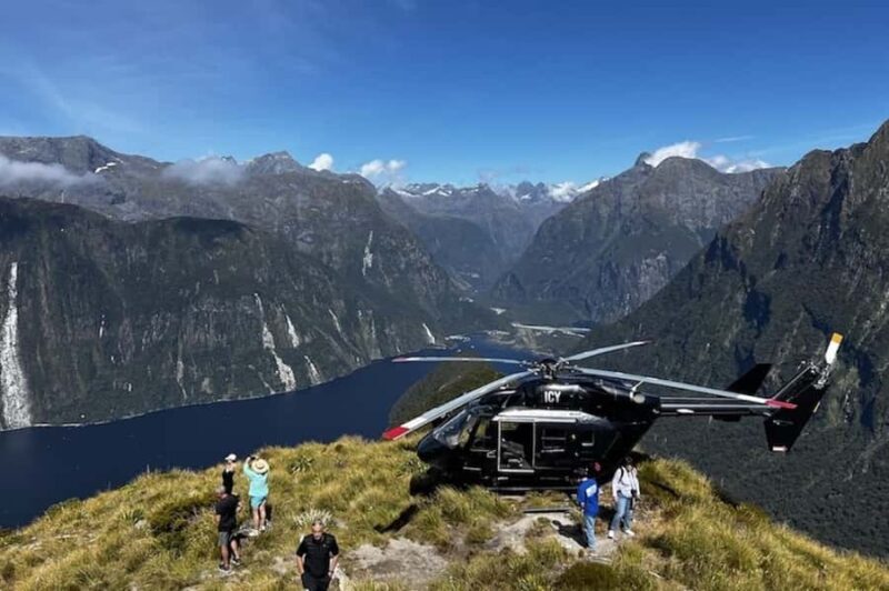 Milford Sound Helicopter Flight from Queenstown | 1.25 hours - What to Expect During Your Flight