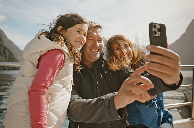 Milford Sound Nature and Te Anau Farm Visit Over 2 Days - Summary and Who It’s Best For