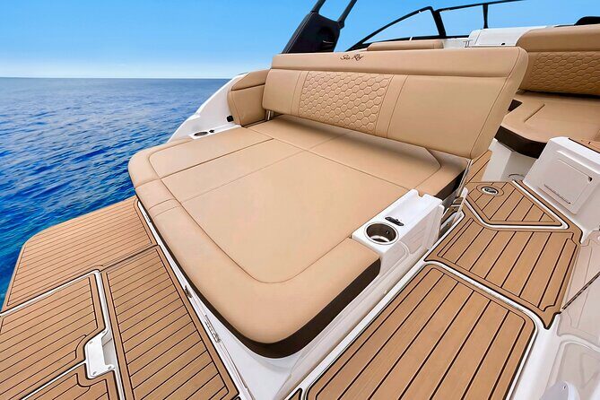 Milos: Luxury Private CruiseKleftiko Sarakiniko Poliegos - Meals, Activities & Extras