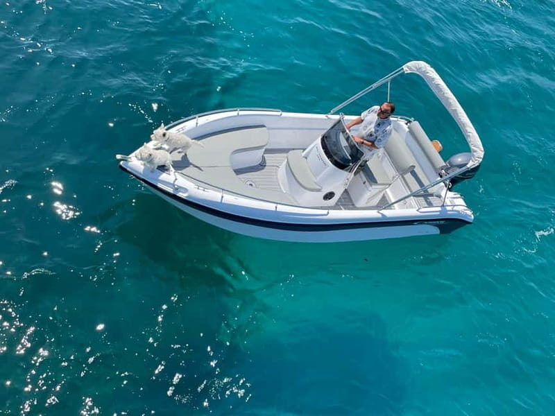 Milos: Self-Driving Boat Tour to Kleftiko - Key Points