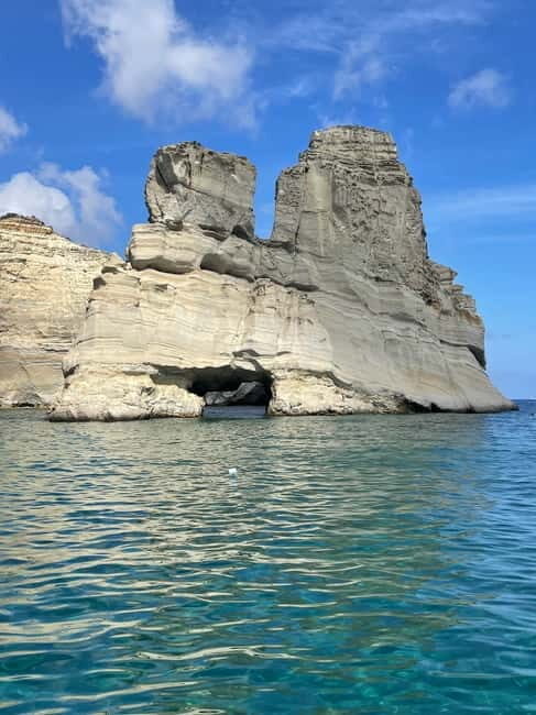 Milos: Self-Driving Boat Tour to Kleftiko - What Does a Typical Day Look Like?