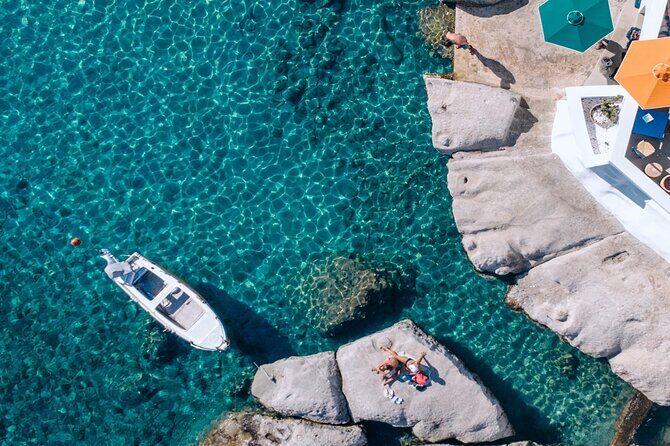 Milos: Small Group Yacht TourKleftiko Sarakiniko Poliegos - Who Will Love This Tour?