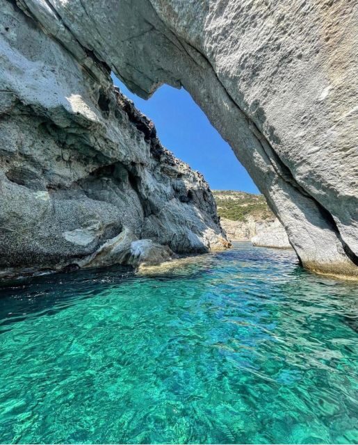 Milos South Side Beaches Cruise from Agia Kyriaki - An In-Depth Look at the Milos South Side Beaches Cruise