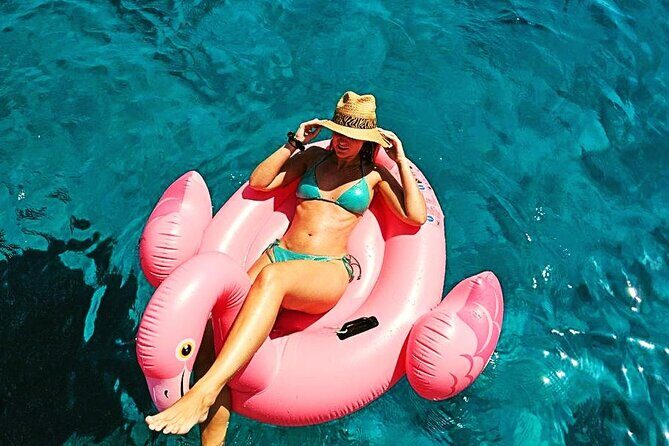 Milos Sunset Catamaran Cruise to Kleftiko Bay with Meal & Drinks - FAQ