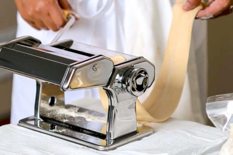 Milwaukee: Fun Pasta Making Class With Local Chef - Key Points