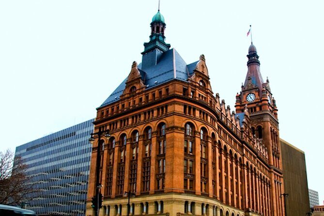 Milwaukee Historic Downtown Self Guided Walking Tour - Exploring Milwaukee’s Historic Heart at Your Own Pace